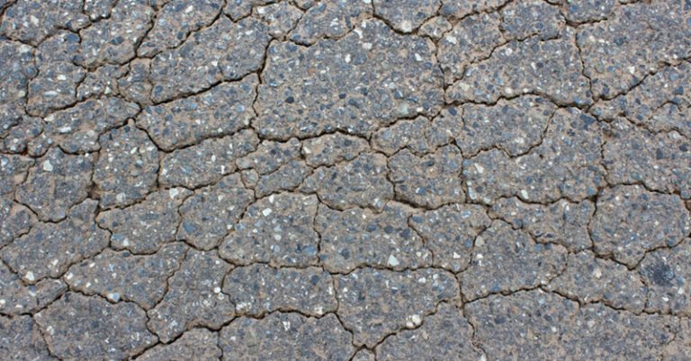 Dealing with Alligator Cracks in Asphalt - Bennett Paving